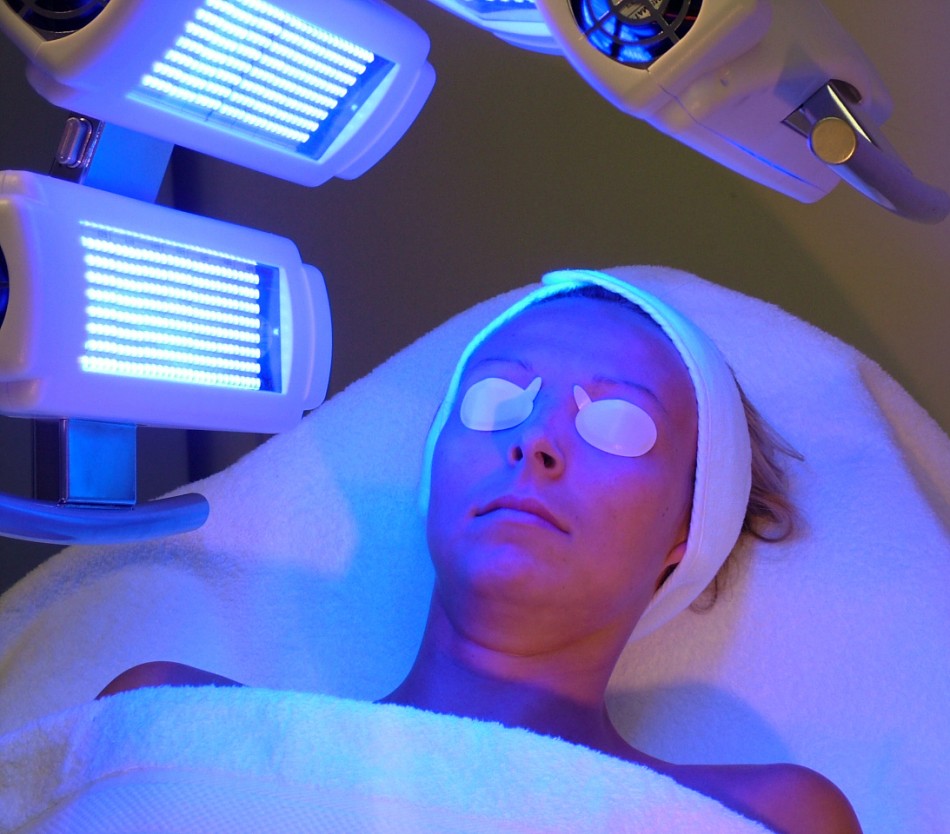 Phototherapy and laser treatments - Thermal Baths