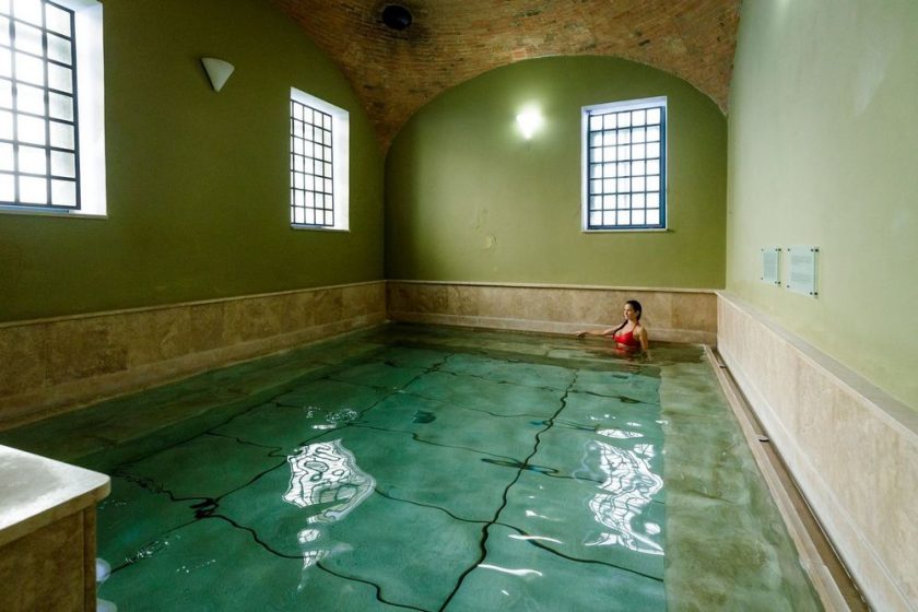 Itt vannak az egri Török Fürdő új árai - Termalfurdok.com