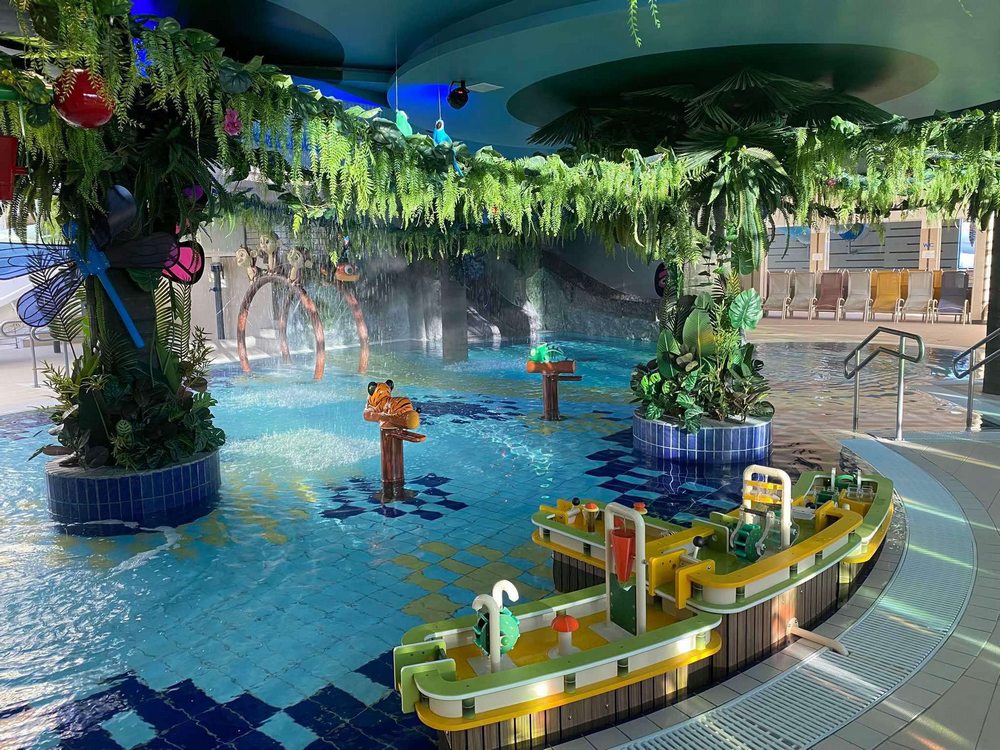 Sárvári Gyógy- és Wellnessfürdő árak 2025 / 2026 - Termalfurdok.com