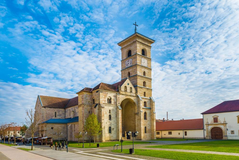 A gyulafehérvári Szent Mihály-székesegyház - Termalfurdok.com