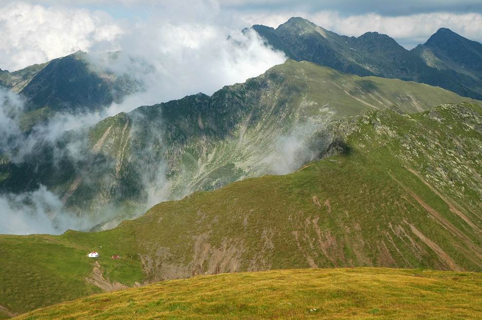 Fogarasi-havasok és a Transzfogarasi út - Termalfurdok.com